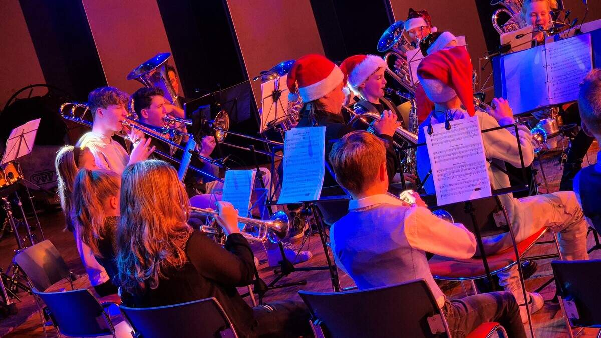 Kerstgala Magical Christmas in Velden biedt podium aan jong talent | De ...