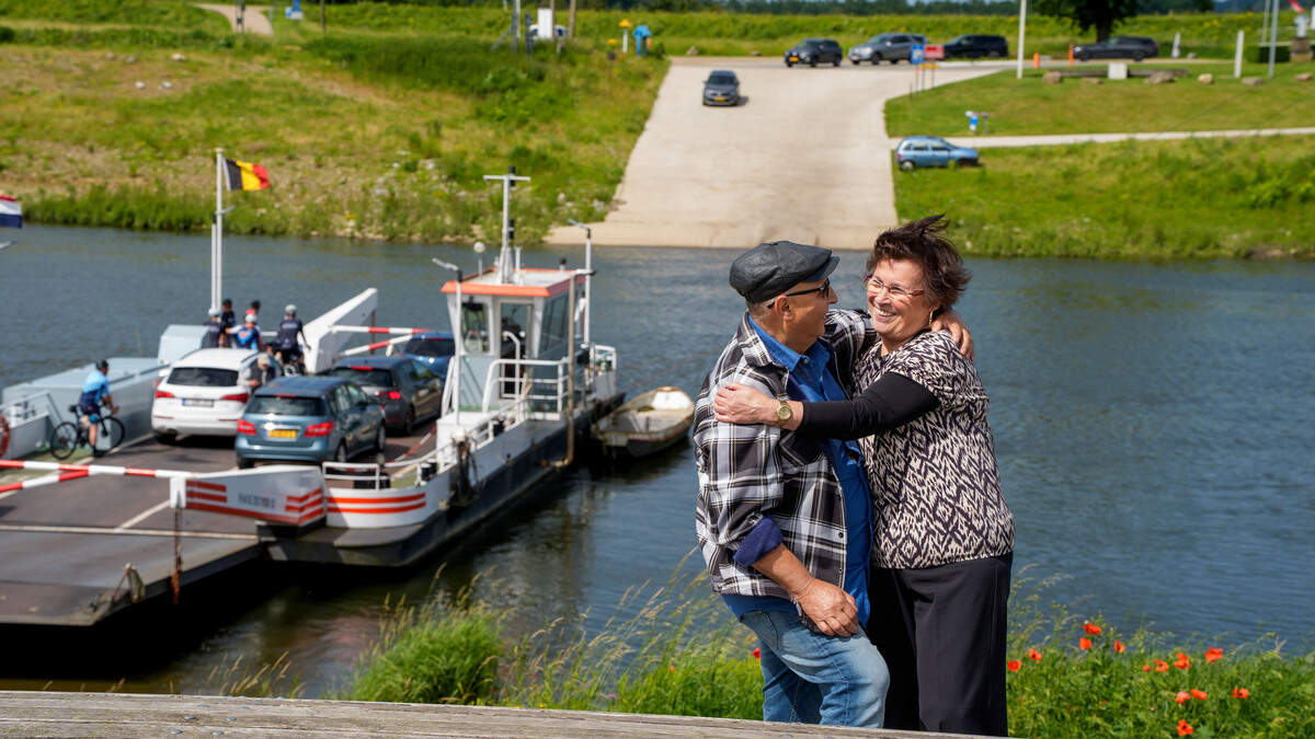 Yvonne en Pino en Emma en Rik negeren landsgrenzen voor de liefde: ‘Ik ...