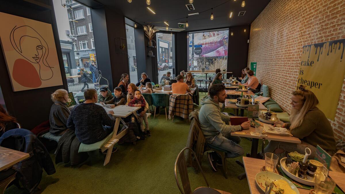 Maria durft het aan en start nieuwe horecazaak in het Maankwartier ...