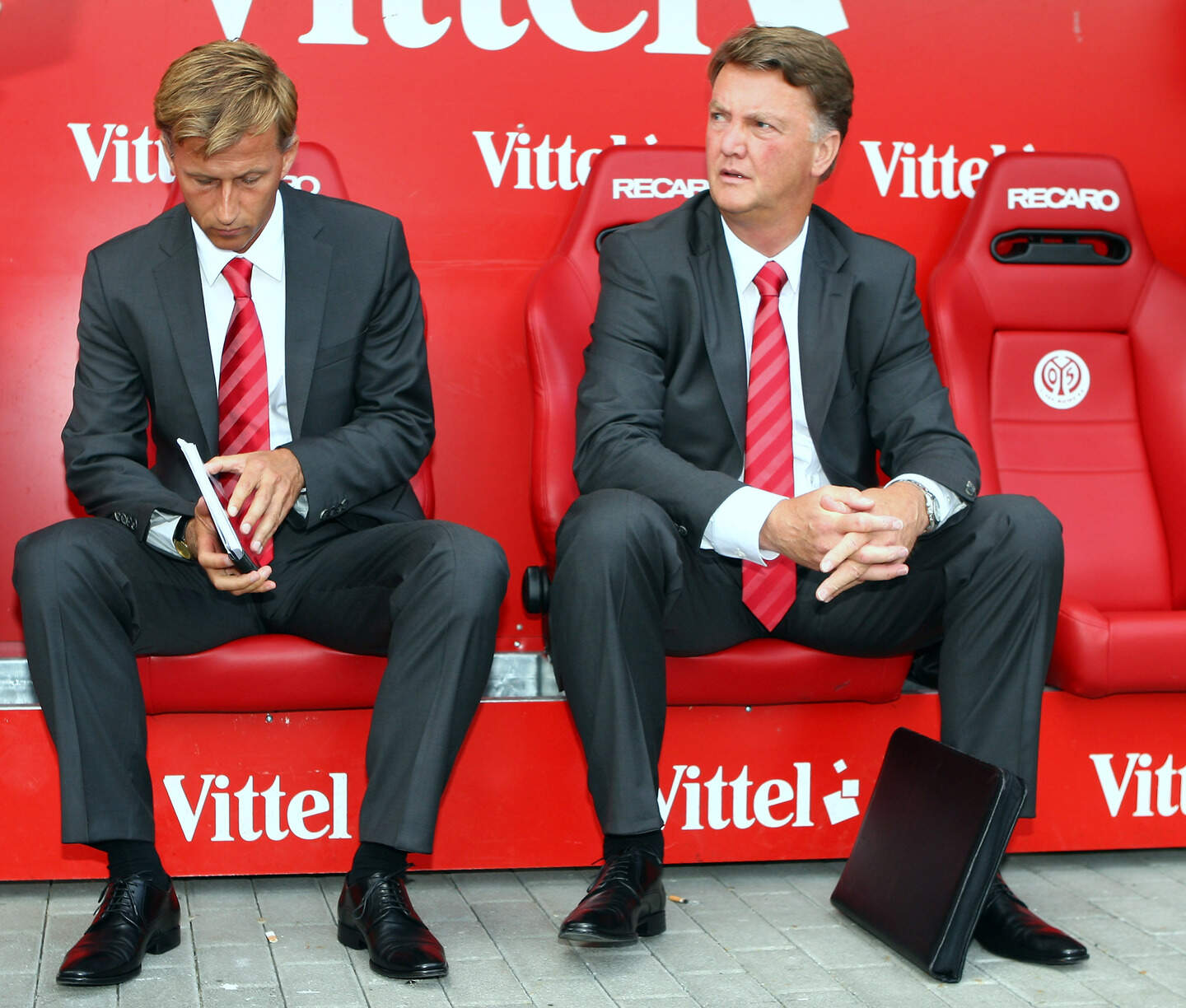Met zwaargewichten Andries Jonker en Kevin Hofland haalt MVV ...