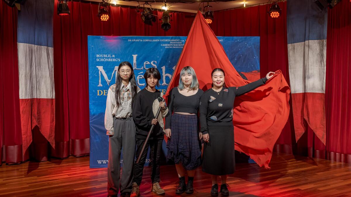 Chinees viertal gaat tien keer in twaalf dagen naar Les Misérables in ...