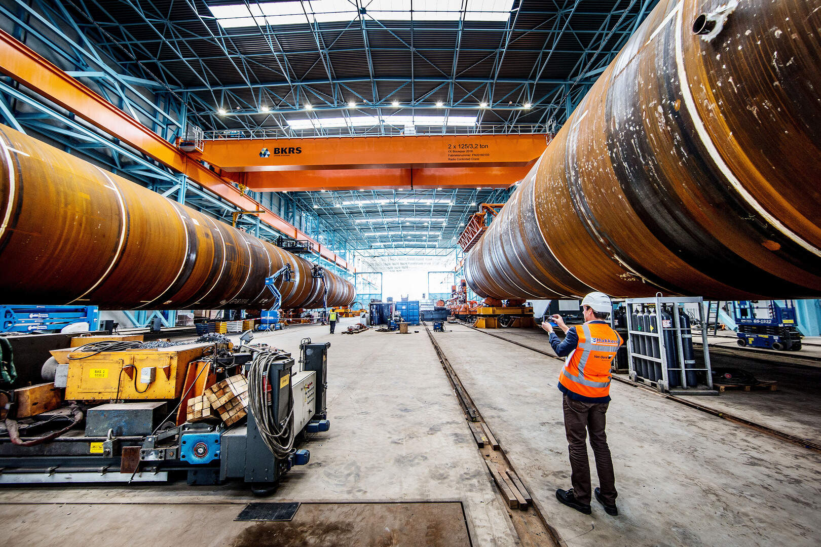 Roermondse funderingsreus Sif dreigt fabriek op Maasvlakte langdurig te ...