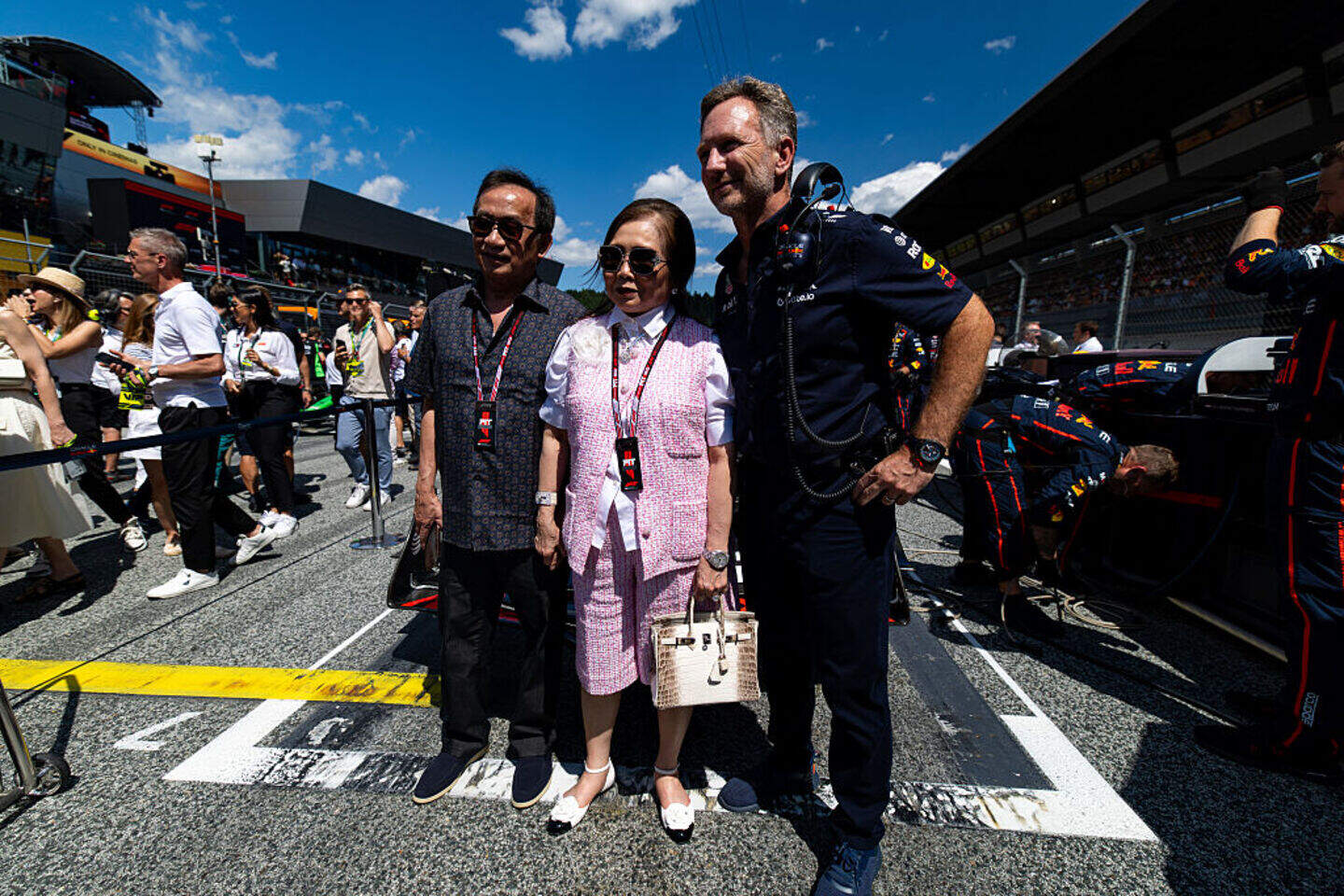 Crisis bij Red Bull na rampweekend, Max Verstappen legt zich neer bij ...