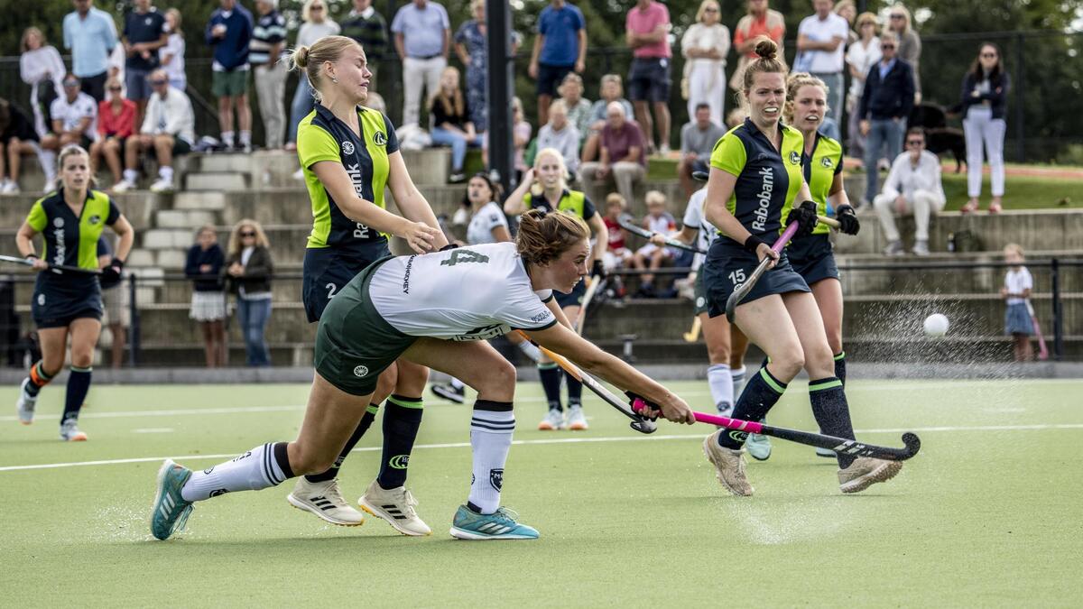 Maastrichtse hockeysters nemen na zege de koppositie van Myra over in ...