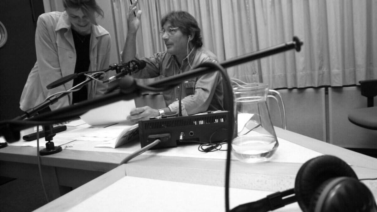 Presentator kondigt in opmerkelijk moment live na 40 jaar einde aan van ...
