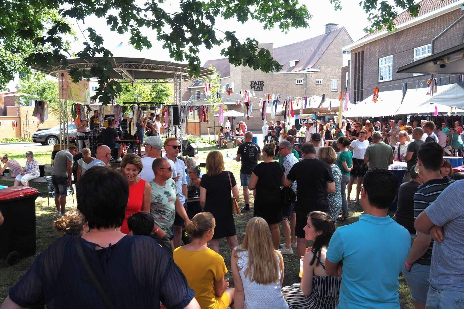 Nog één keer knallen met Appels met Peren Jamfestival bij Theater de ...