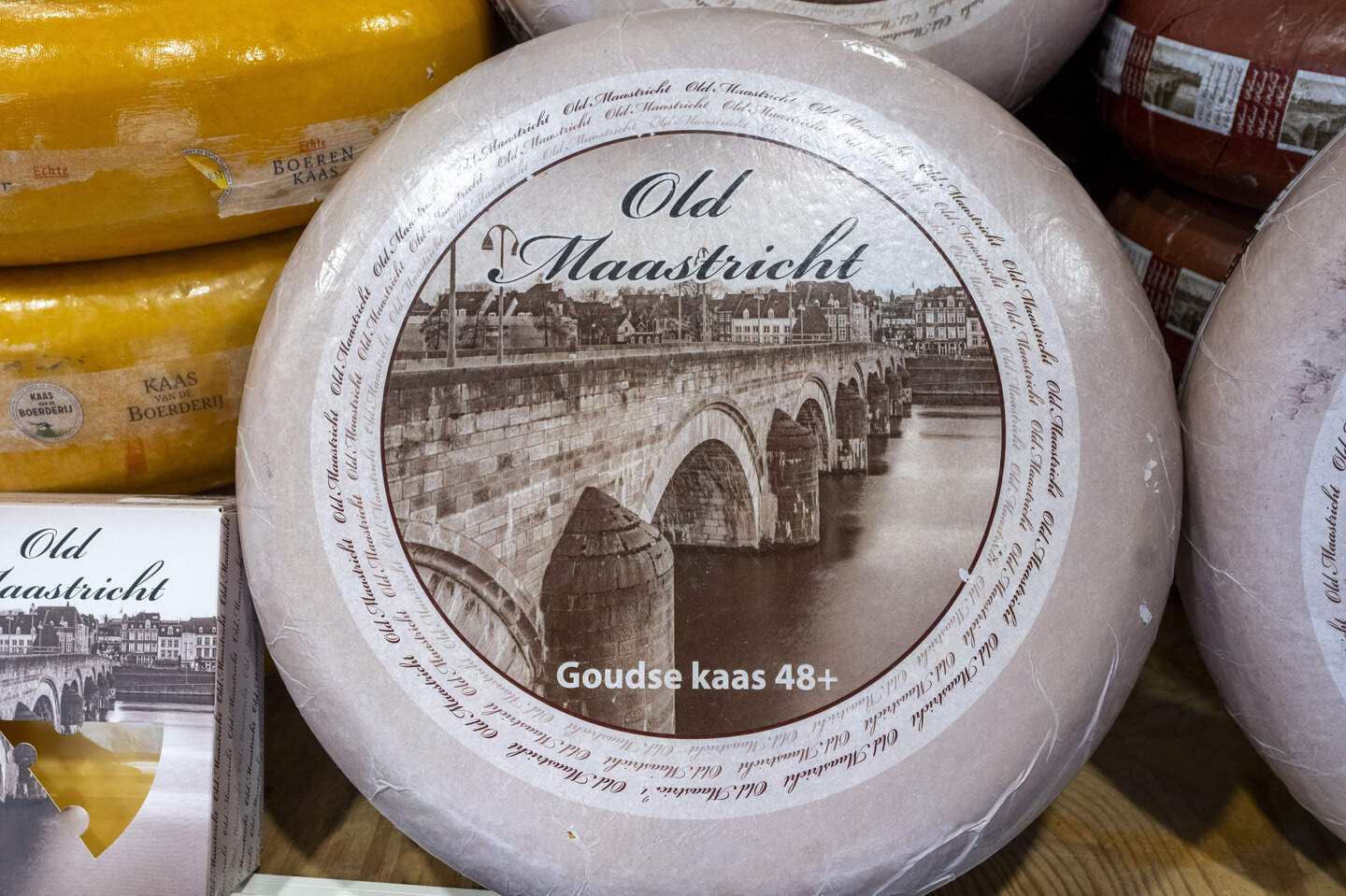 Kaasboer Mitchel mag zijn kaas niet Old Maastricht noemen van Old ...