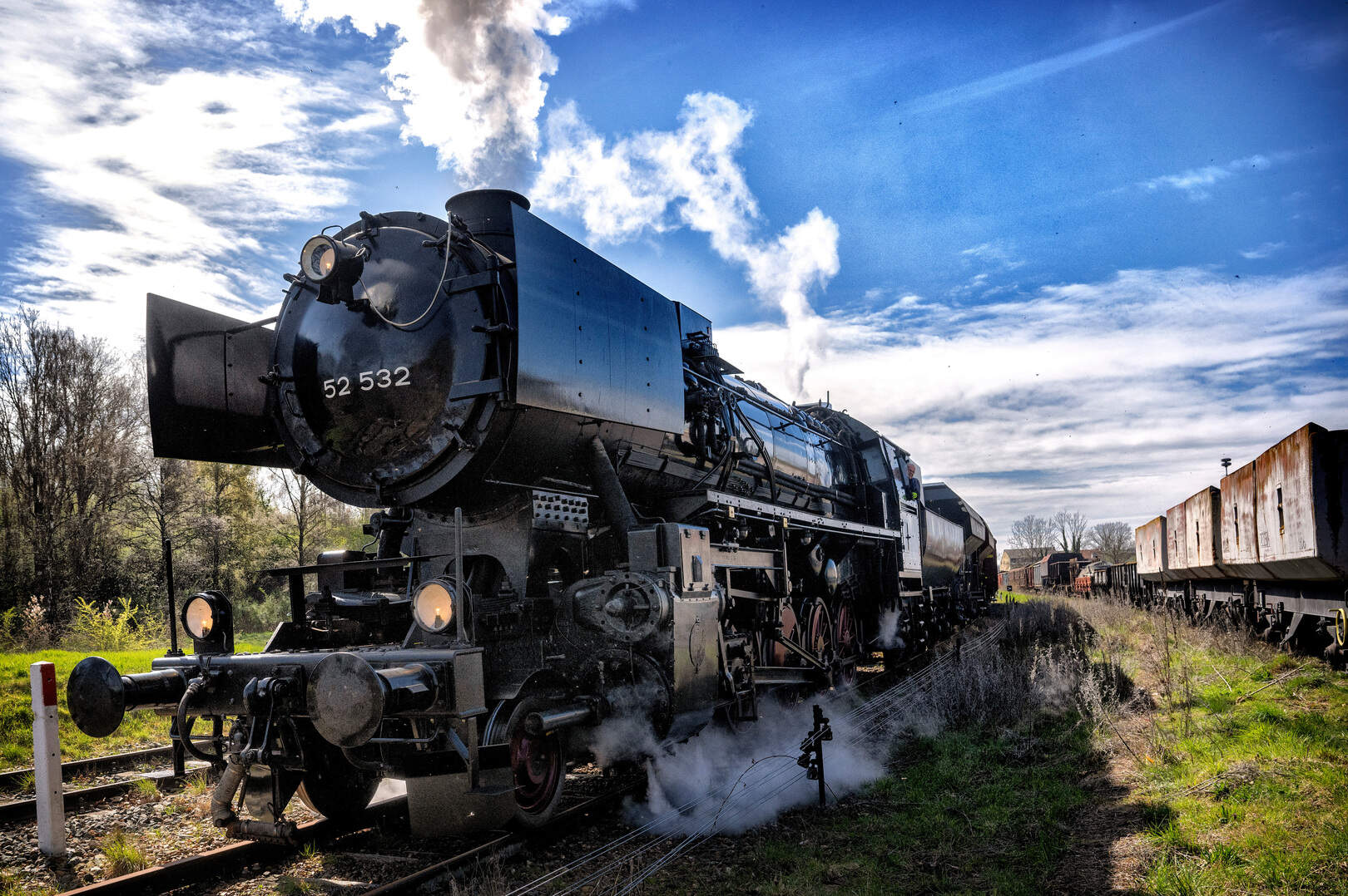 Miljoenenlijn Simpelveld stoomt toekomst in met gerenoveerde locomotief ...