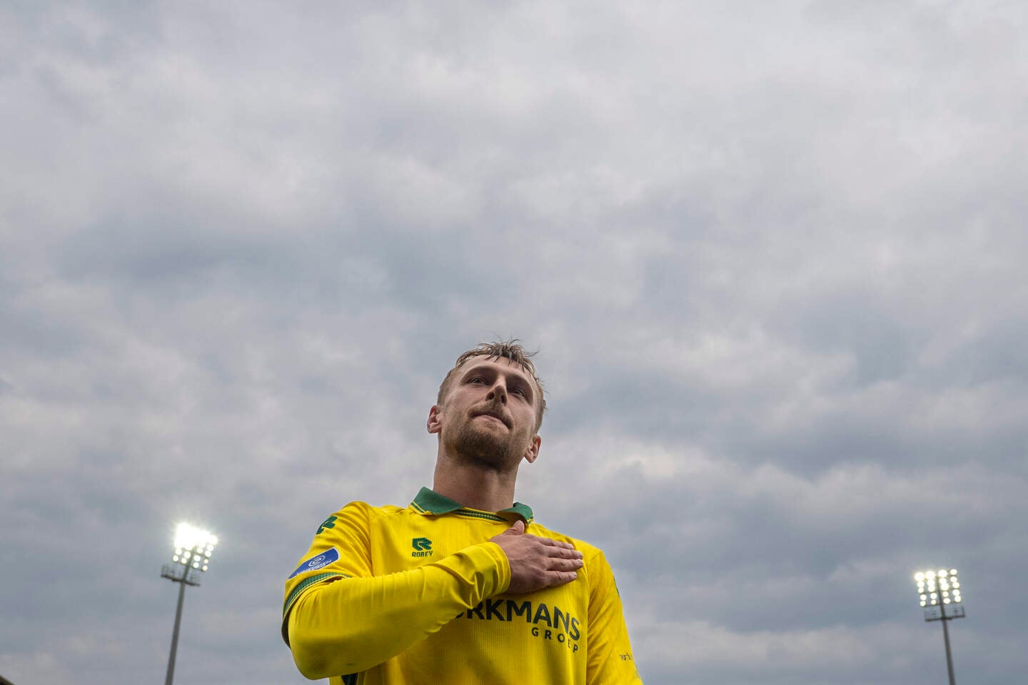 NEC legt transfervrije spits Kaj Sierhuis vast: ex-Fortunees tekent ...