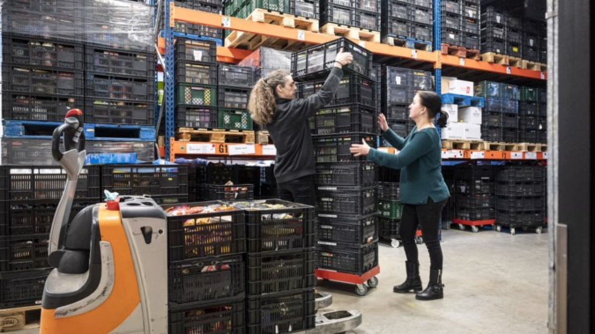 Inzamelingsactie houdbare producten bij de supermarkten voor ...