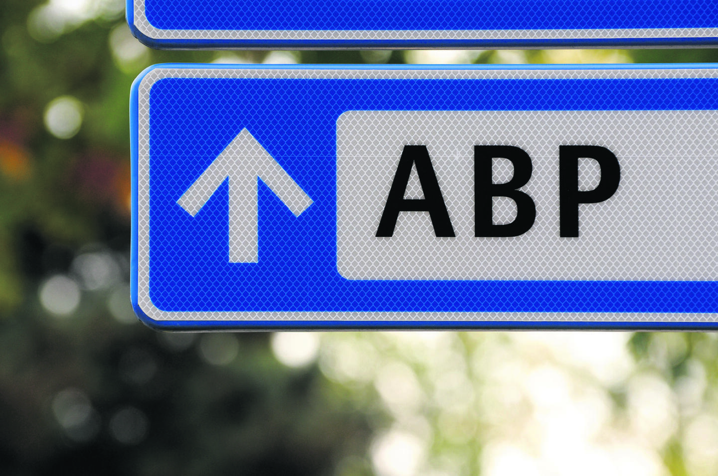 Exclusiviteitsclaim ABP gaat ten koste van banen APG-medewerkers in ...