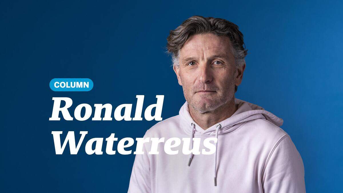 Eer Advocaat met een standbeeld op Curaçao, maar laat Rutten ...