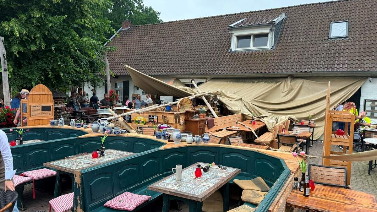 Tweehonderd gasten van boscafé in Heythuysen krijgen schrik van hun ...