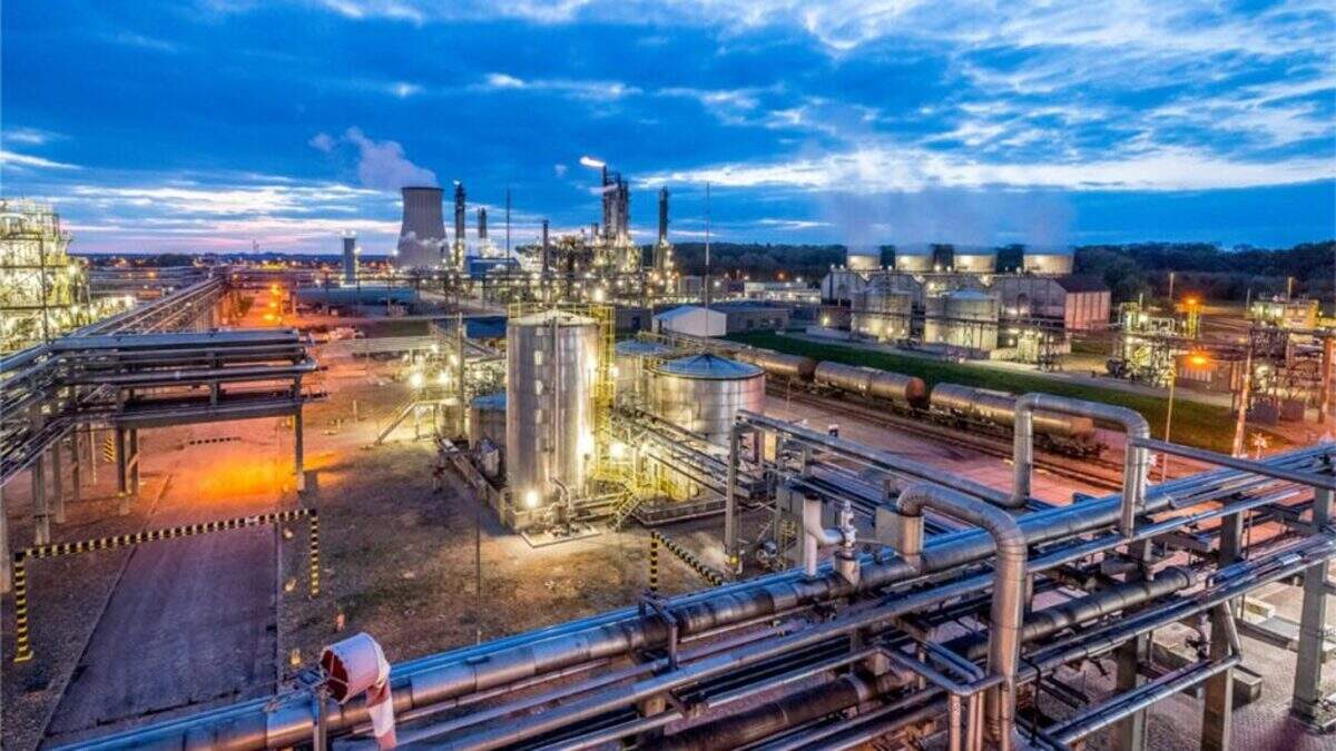 Cao-actie bij Ebert HERA op Chemelot: werk anderhalf uur plat | De ...